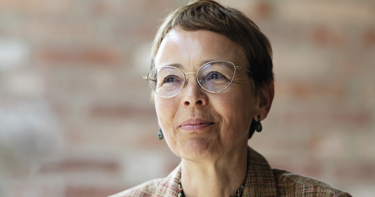 Hun har skrevet taler for fire statsministre – nu fortæller hun, hvordan hun kunne tænke deres ...