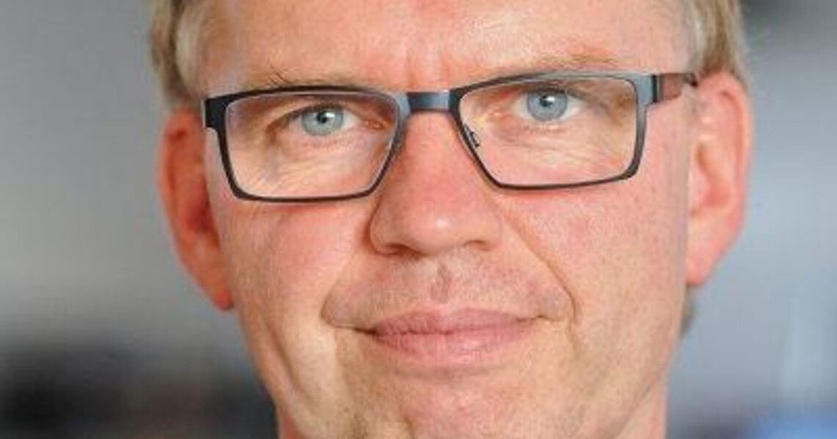 Slagtet med ét hug: Sådan mistede universiteterne en traditionsrig og ...